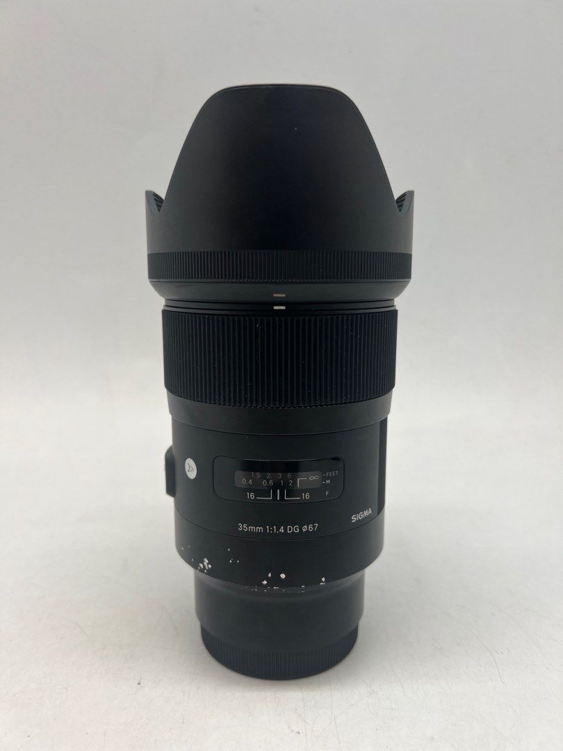 Sigma 35mm F1.4 DG ART (Sony FE), Photography, Lens & Kits on Carousell