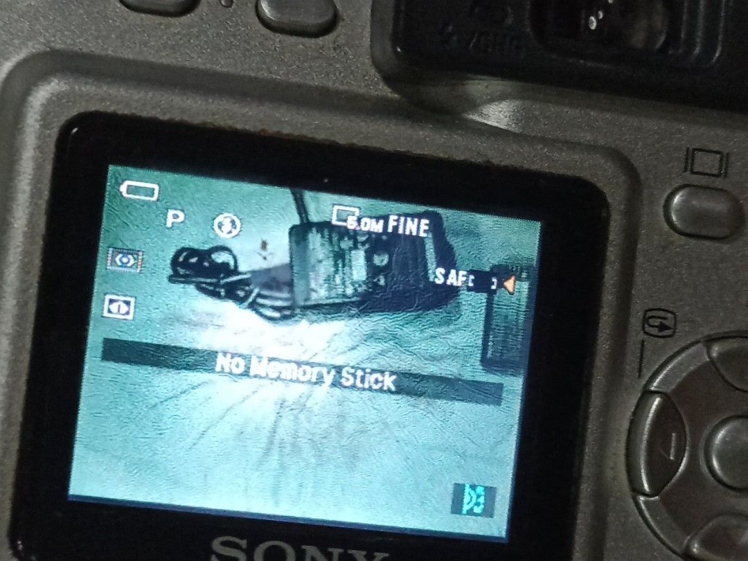Sony Cybershot Digital Camera V1 Carl Zeiss Lens Nightshot, Photography ...