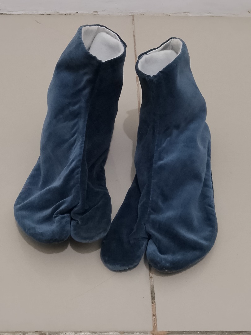 TABI - Traditional Japanese Socks on Carousell