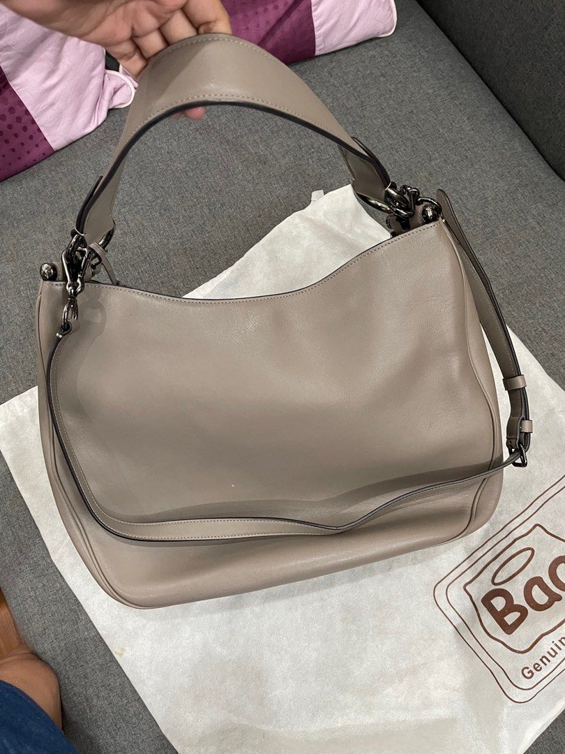 Tas Coach, Barang Mewah, Tas & Dompet di Carousell