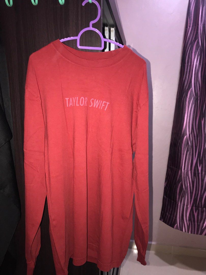 TAYLOR SWIFT RED TSHIRT (OFFICIAL FROM TAYLOR SWIFT WEBSITE), Women's ...