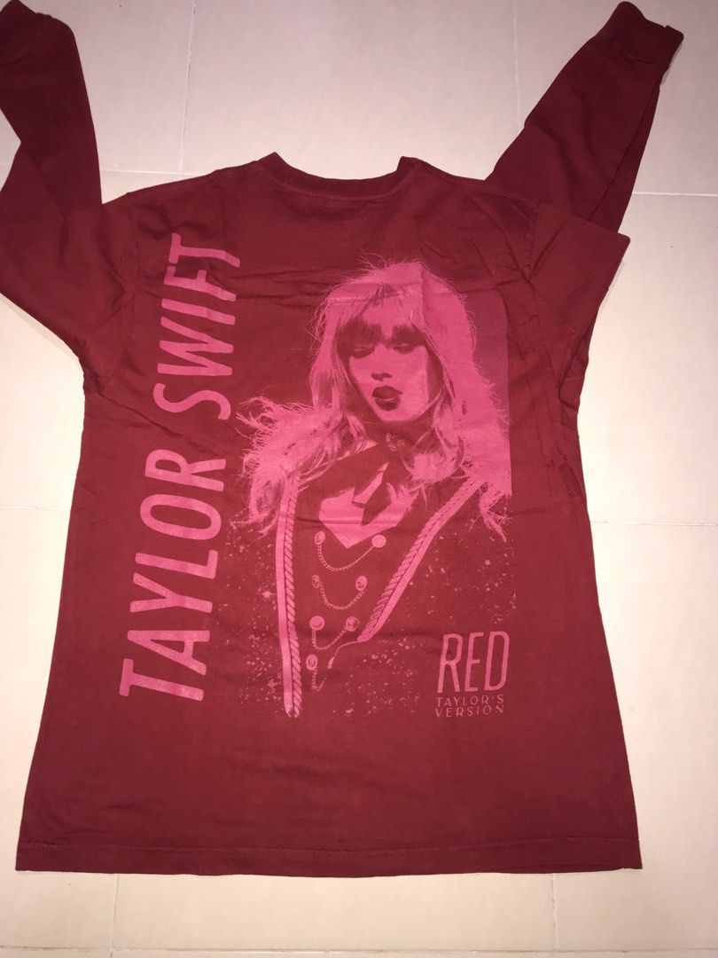 TAYLOR SWIFT RED TSHIRT (OFFICIAL FROM TAYLOR SWIFT WEBSITE), Women's ...