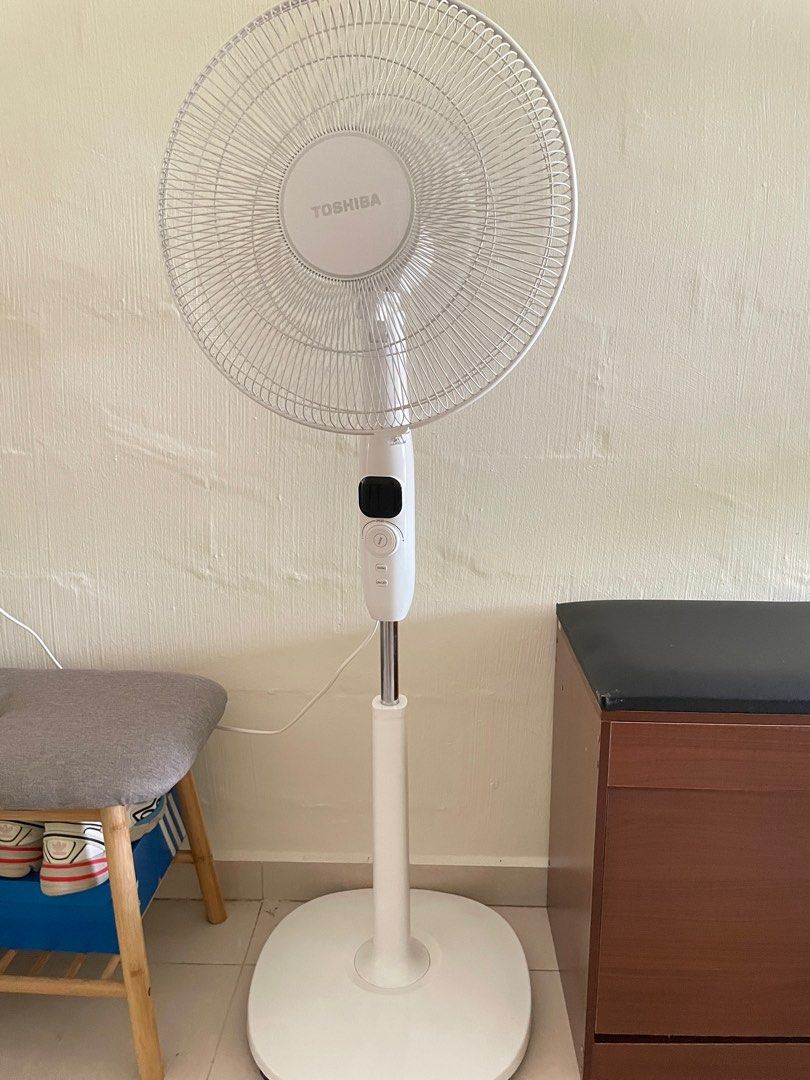 Toshiba Inverter DC Fan Cheapest, Furniture & Home Living, Lighting ...