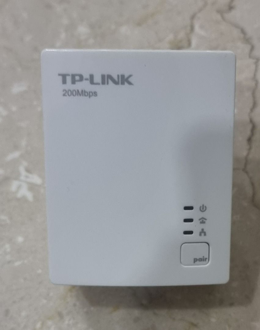 TP-Link TL-PA211 200Mbps Powerline Ethernet Adapter, Computers & Tech ...