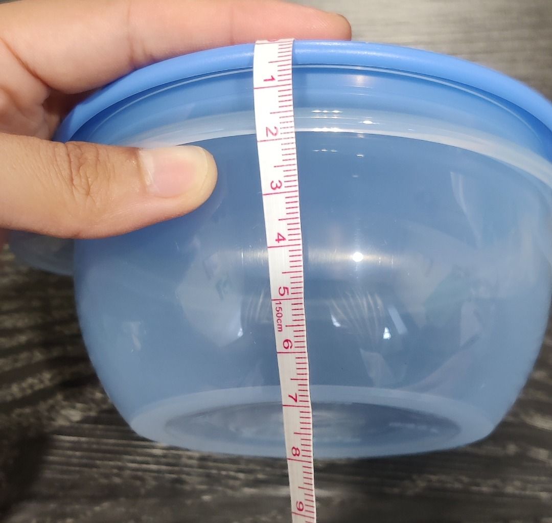 TUPPERWARE Air-Tight Food Container - Circular Flowered Handle (4pc ...