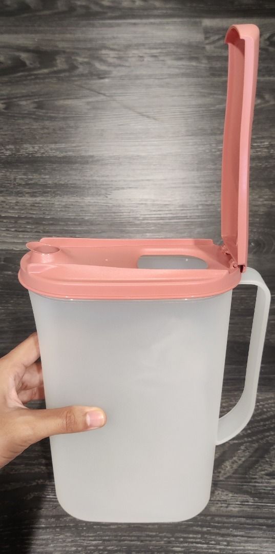 TUPPERWARE Covered Water Jug, Furniture & Home Living, Kitchenware ...