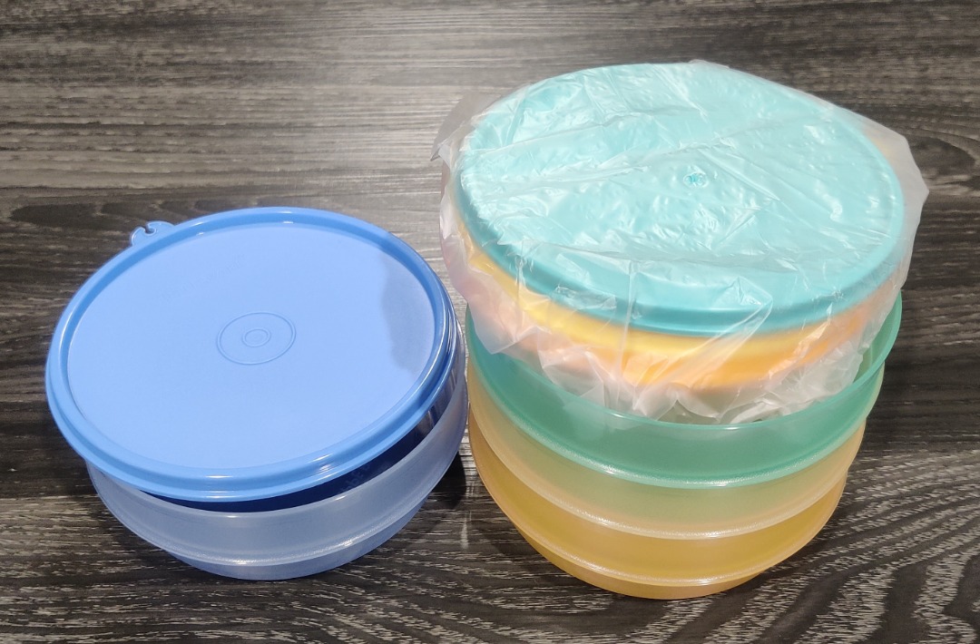 TUPPERWARE Food Container - Medium Circular (4pc), Furniture & Home ...