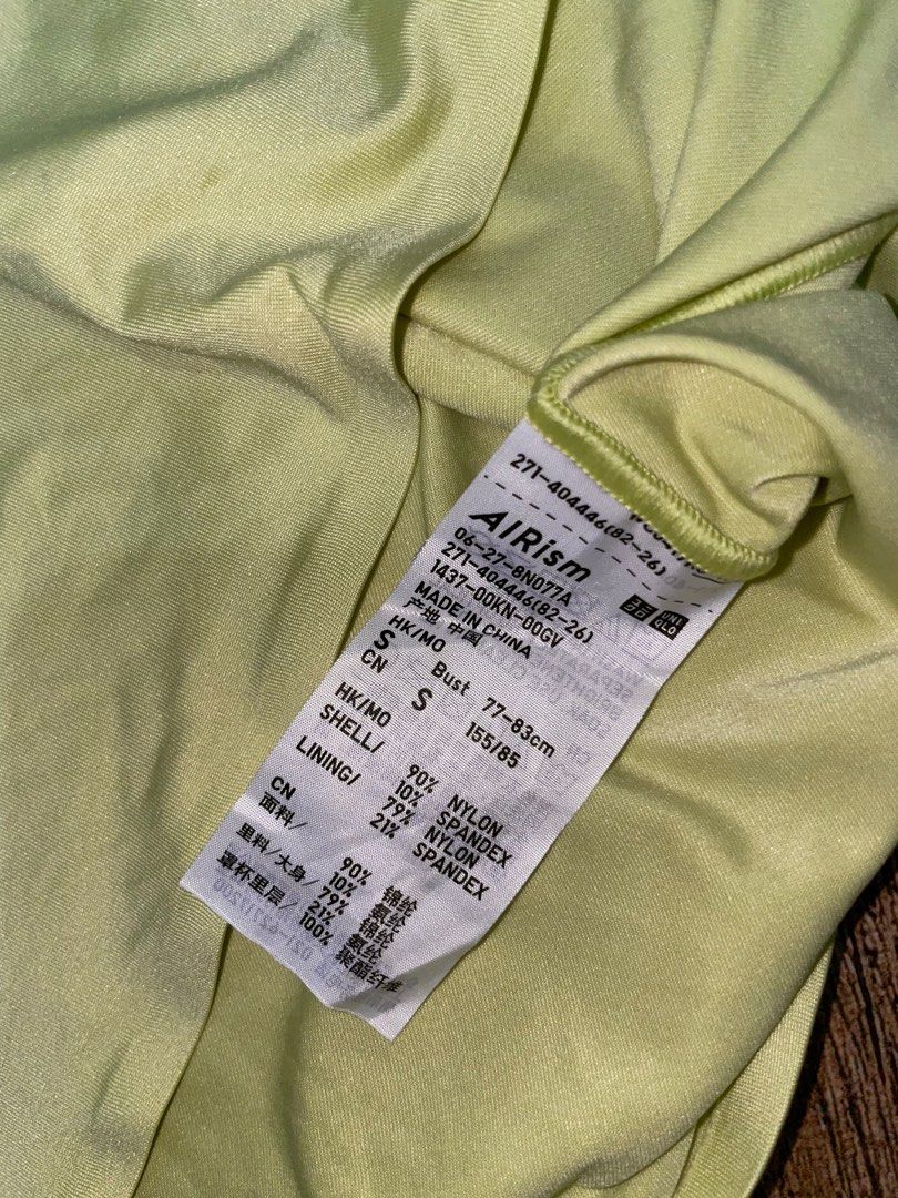 UNIQLO airism racer back bra top, Women's Fashion, Activewear on Carousell