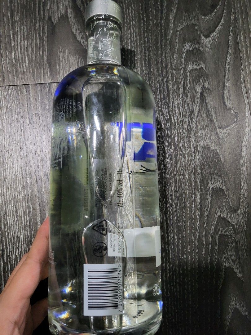 Vodka, Food & Drinks, Alcoholic Beverages on Carousell