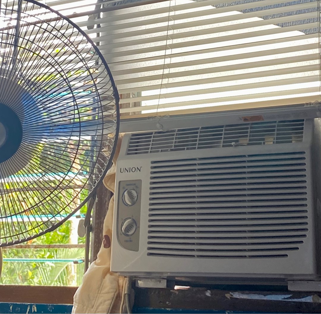 Window Type Aircon, TV & Home Appliances, Air Conditioning and Heating ...