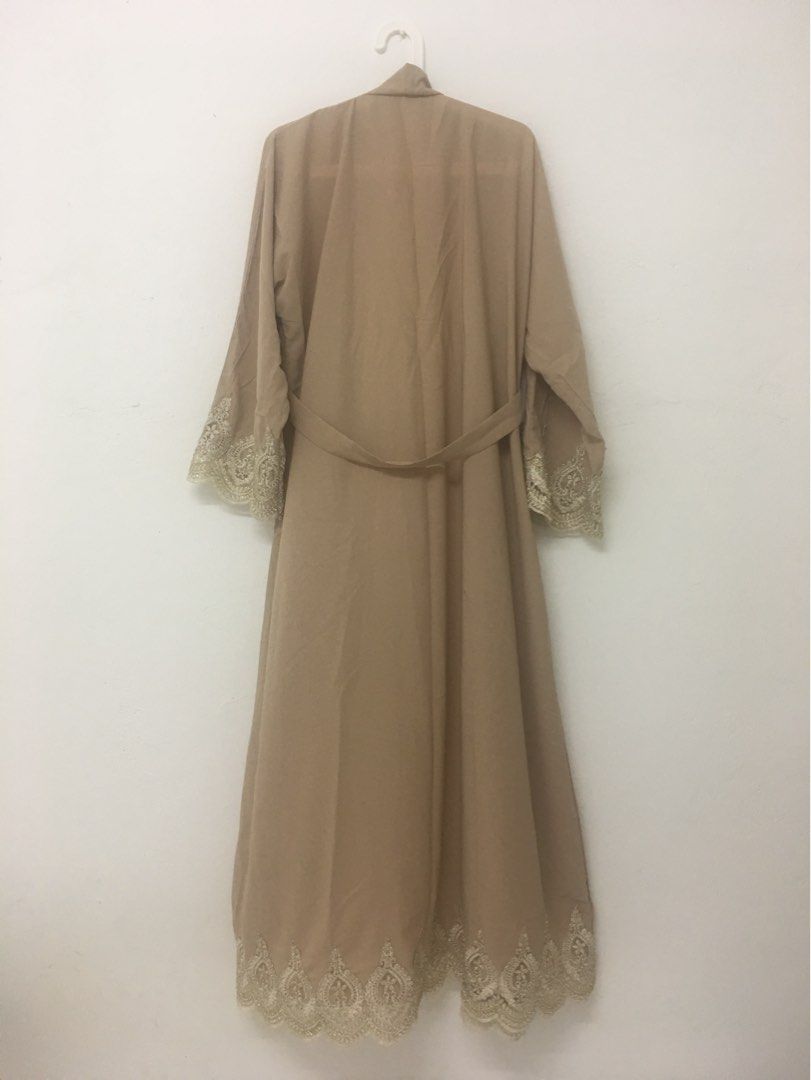 Abaya from Riyadh, Saudi Arabia , Women's Fashion, Muslimah Fashion ...