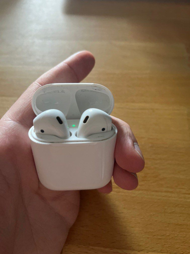 Airpods 1st gen, Audio, Earphones on Carousell