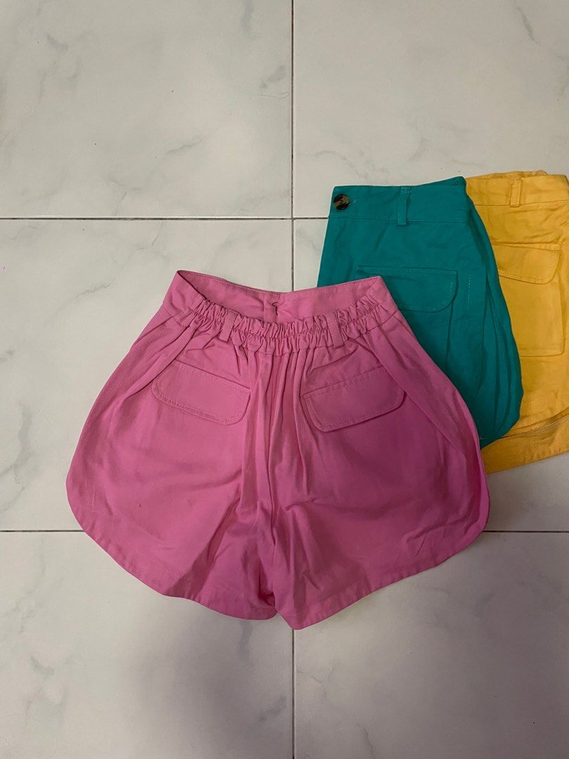 Balloon shorts, Women's Fashion, Bottoms, Shorts on Carousell