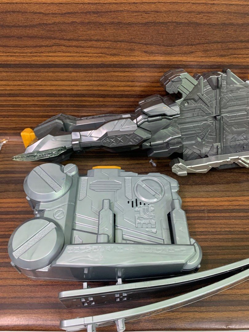 Bandai DX Kamen Rider Saber DX Kogoken Saikou & Seiken Saikou Driver ...