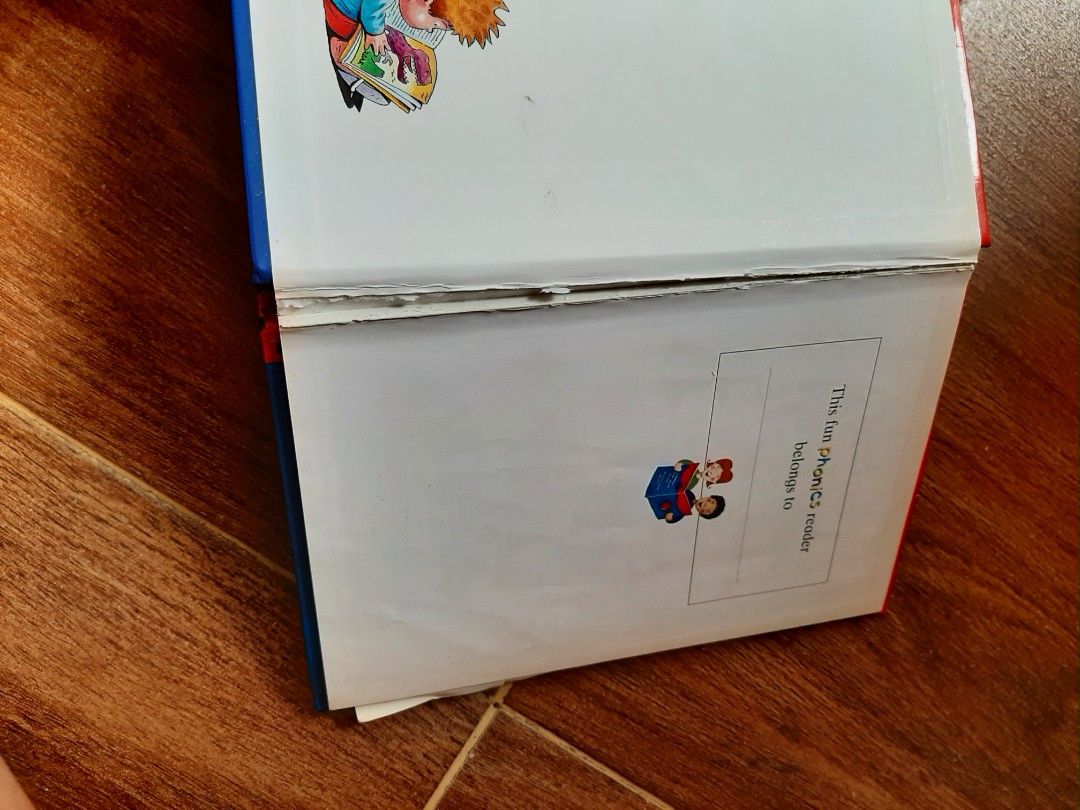 Buku phonics the hairy bear scare, Buku & Alat Tulis, Buku Anak-Anak di ...