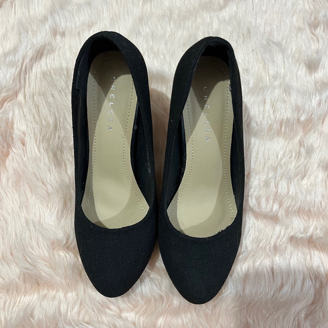 Chelsea Black 3” Heels on Carousell