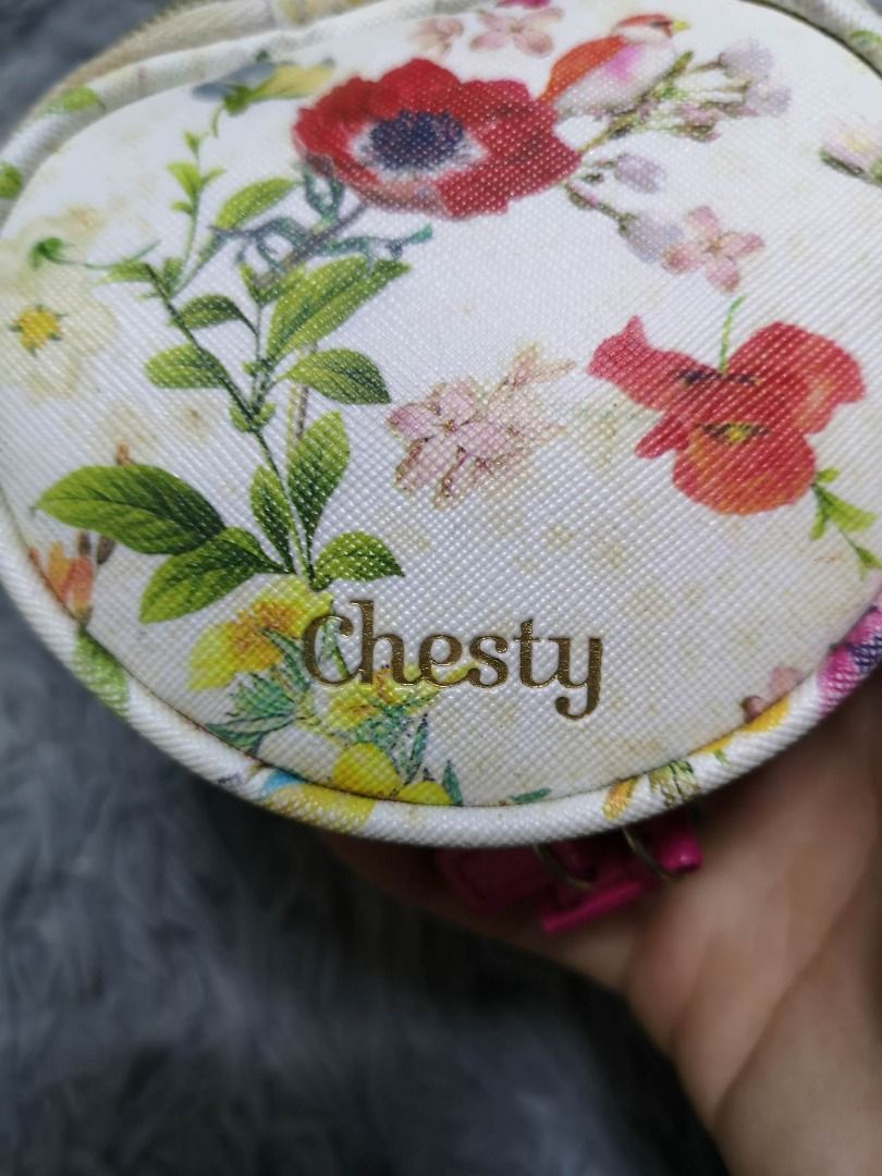 Chesty White Floral Circle Purse on Carousell