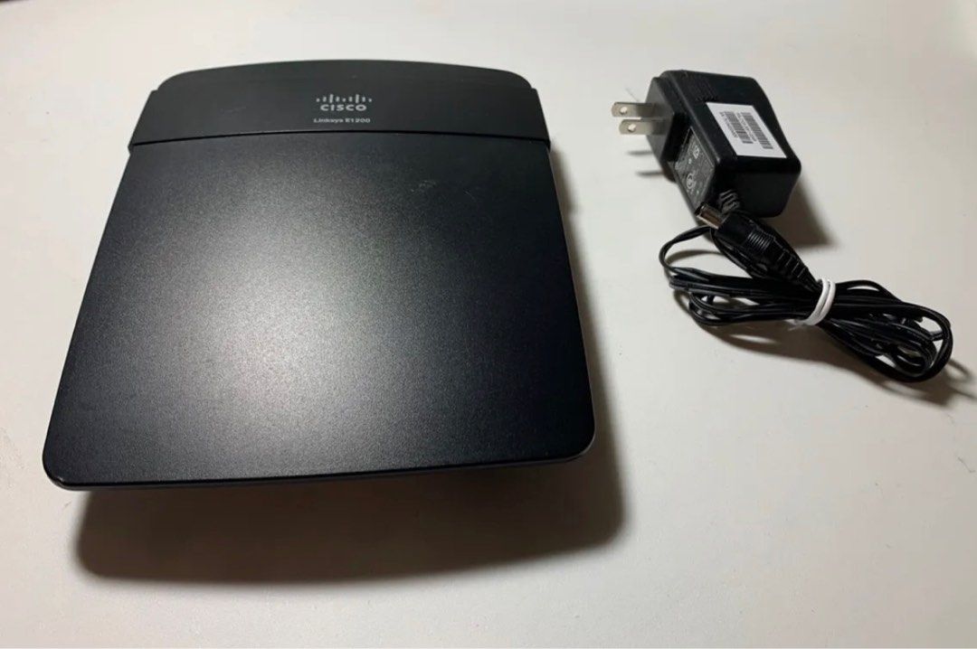 Cisco Linksys E1200 Wireless Wi Fi Router With 4 Port Switch And Power