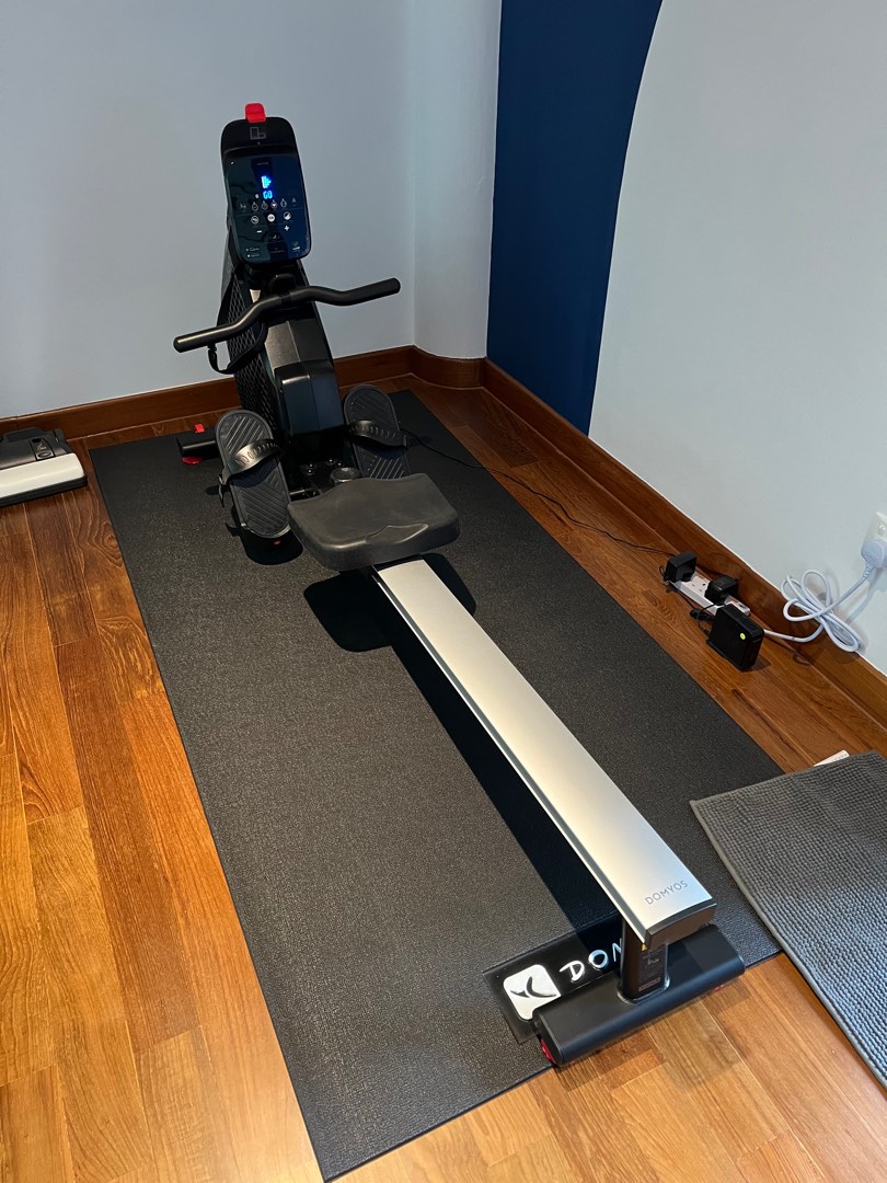 Domyos 500 rowing machine, Sports Equipment, Exercise & Fitness, Cardio ...