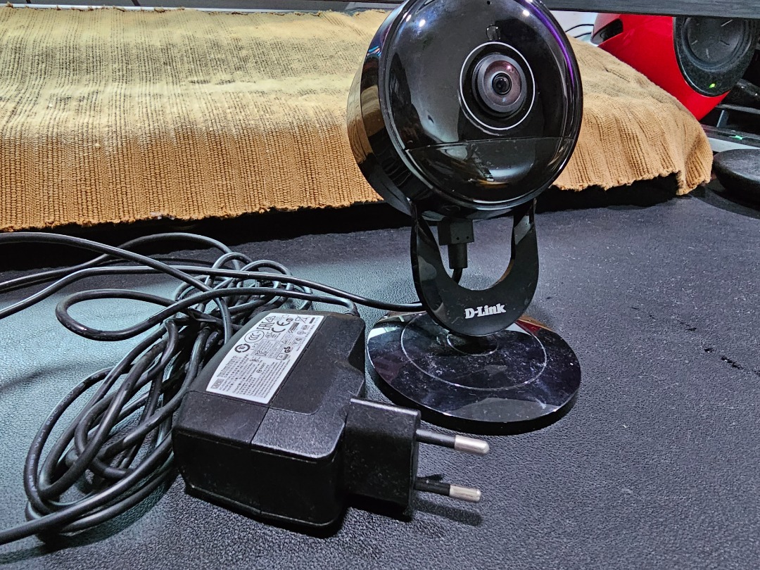 Dlink DCS-2630L FHD 180-deg, Furniture & Home Living, Security & Locks ...