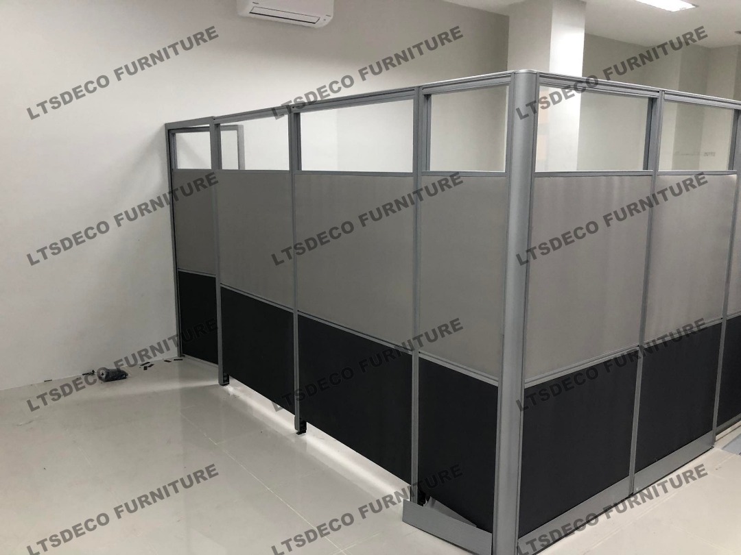 FABRIC WITH GLASS HIGH PANEL WORKSTATION OFFICE PARTITION on Carousell