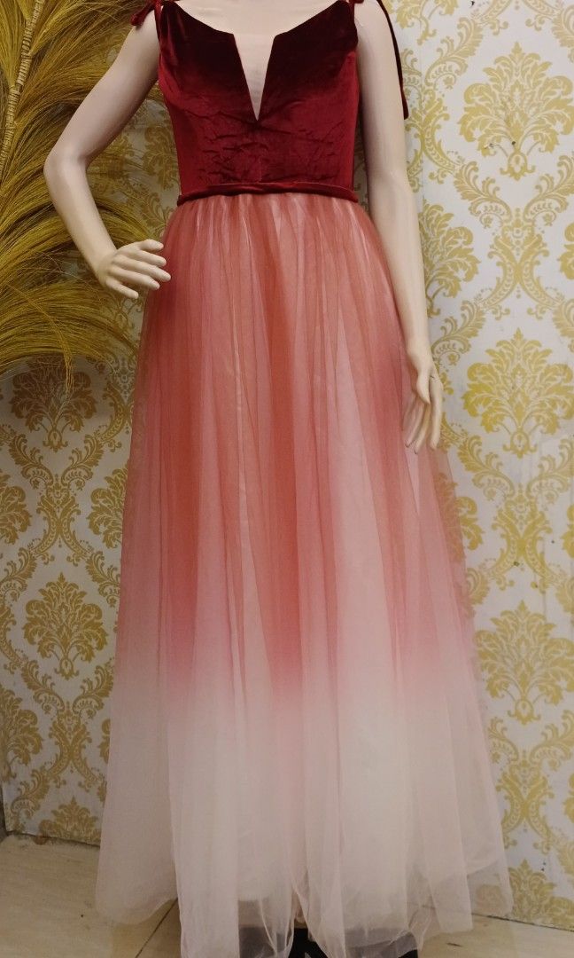 Gaun mewah gradasi, Fesyen Wanita, Pakaian Wanita, Gaun & Rok di Carousell