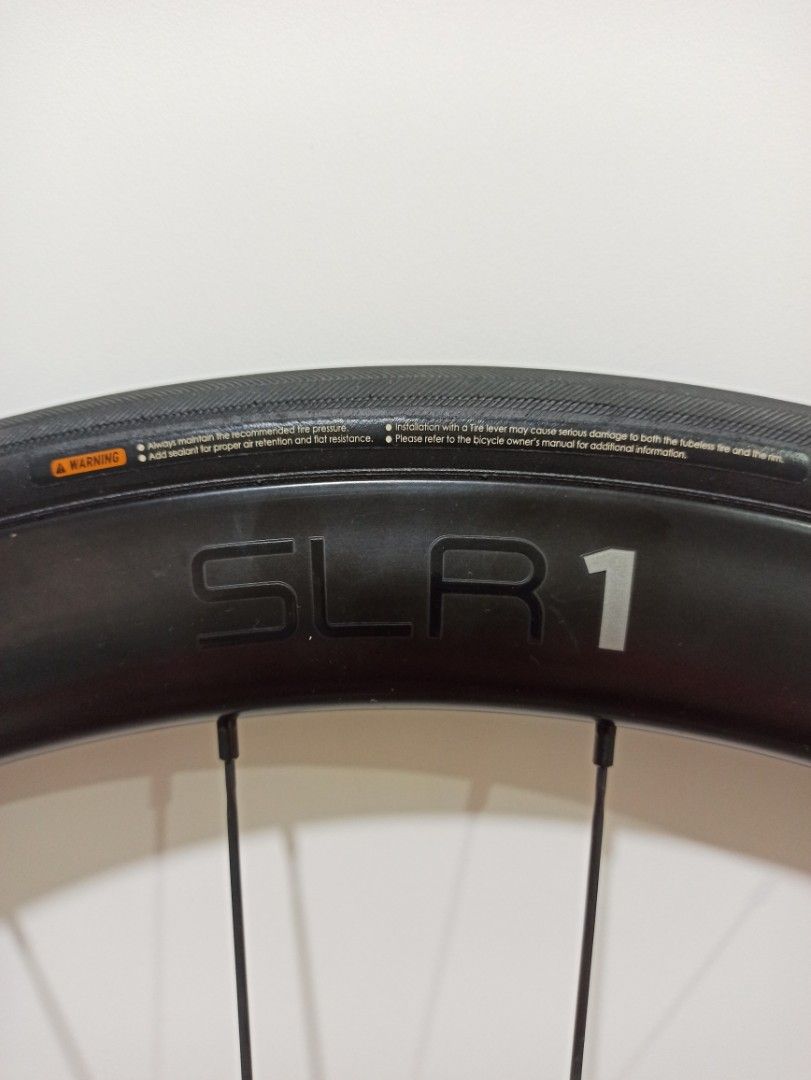 Giant SLR1 42mm Carbon Wheelset for Disc Brakes, Sports Equipment ...