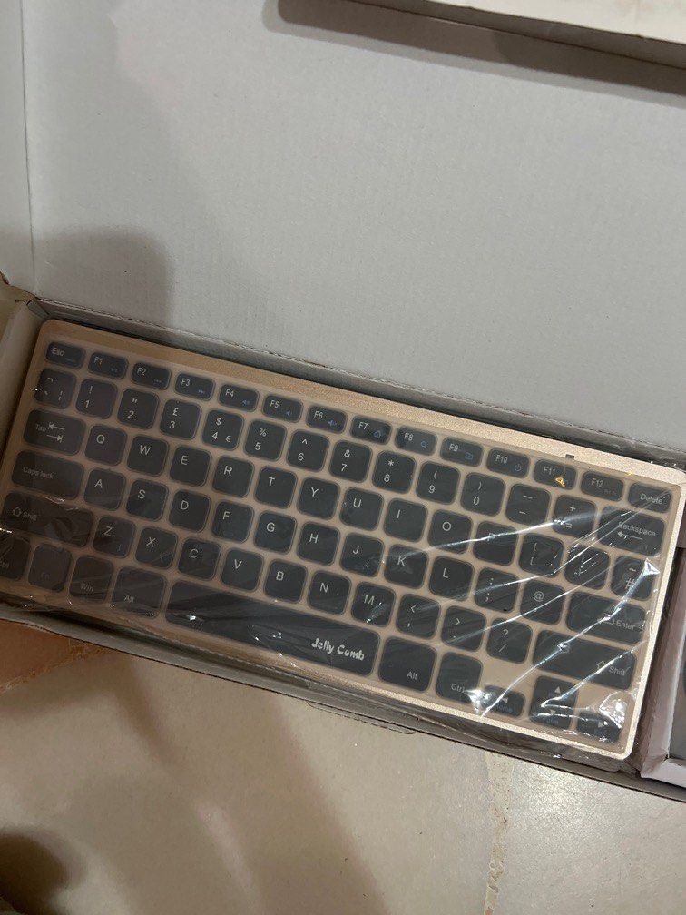 Jelly comb usb Wireless keyboard and mouse, Computers & Tech, Parts ...
