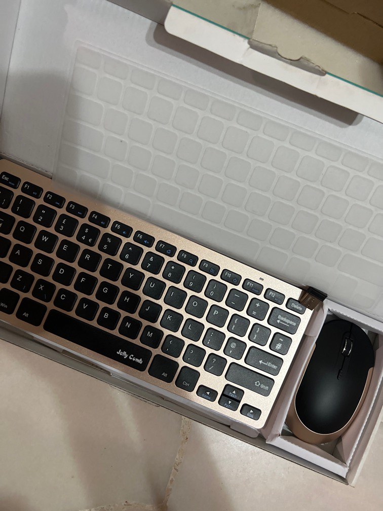 Jelly comb usb Wireless keyboard and mouse, Computers & Tech, Parts ...