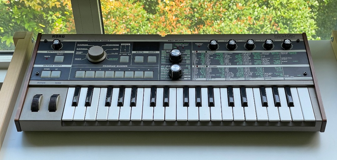 Korg microKORG, Hobbies & Toys, Music & Media, Musical Instruments on ...
