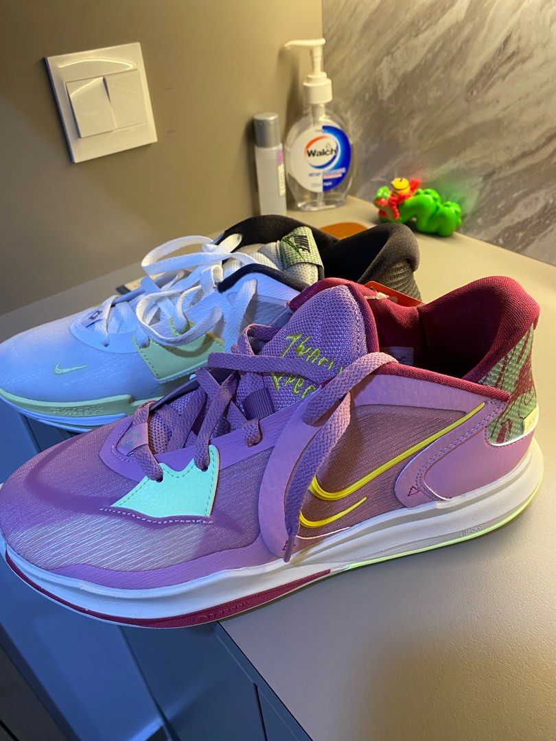 Kyrie low 5 Ep Mismatch, Men's Fashion, Footwear, Sneakers on Carousell
