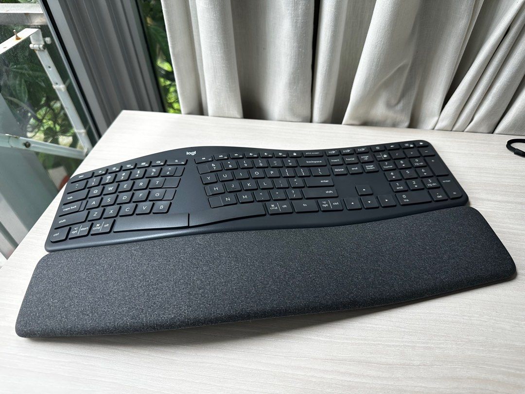 Logitech Ergo K860 Wireless Ergonomic Keyboard, Computers & Tech, Parts ...
