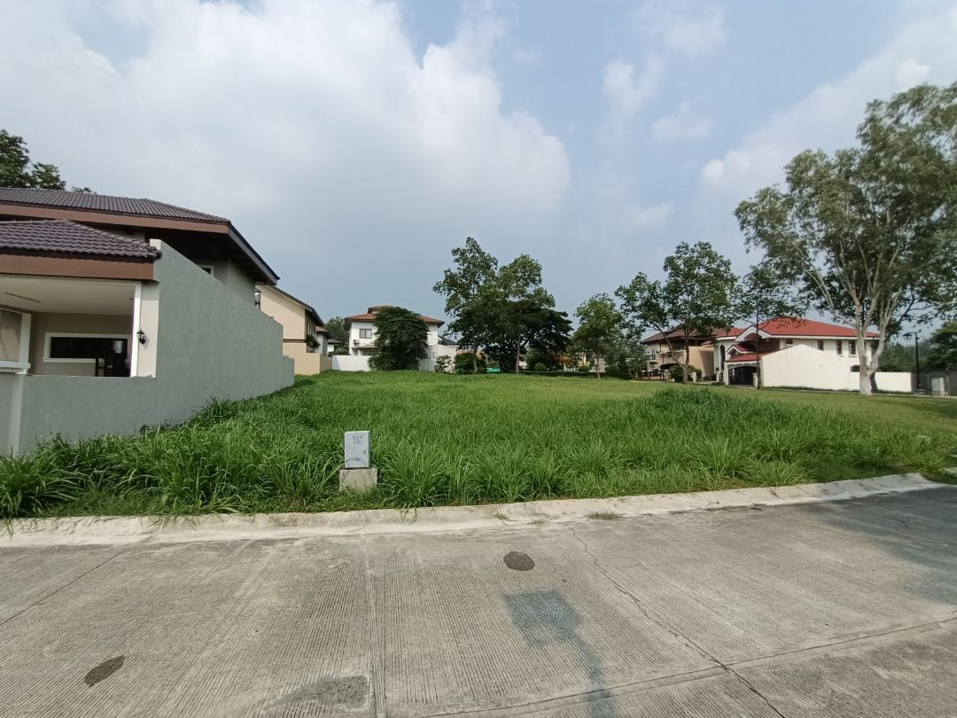 Lot at Portofino Heights Daang Hari on Carousell
