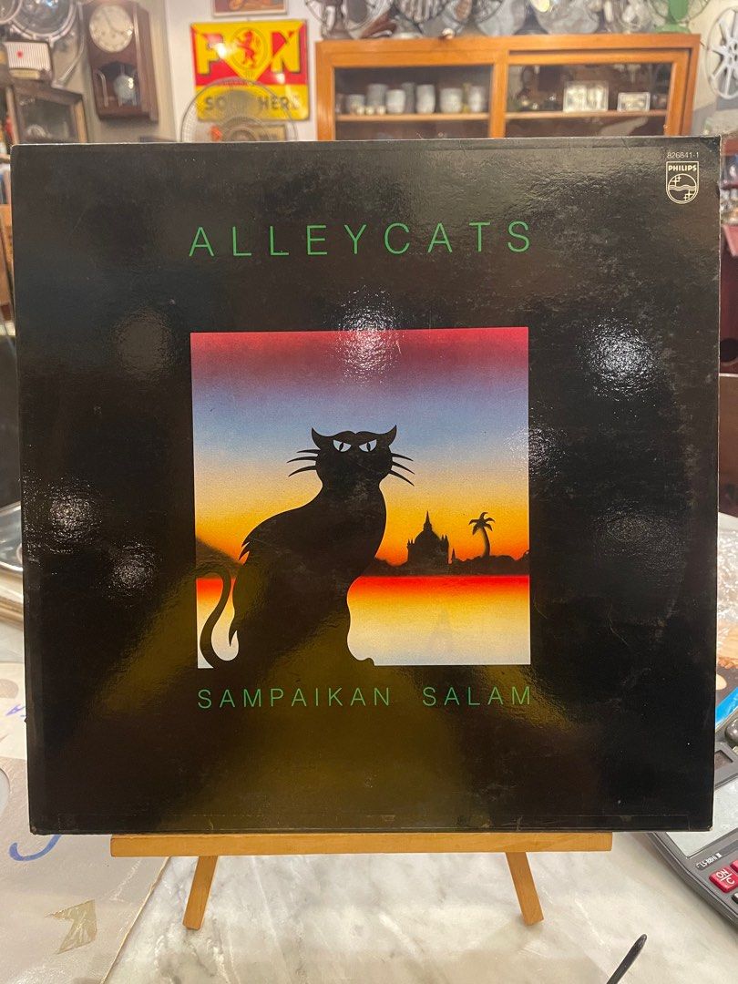Lp Alleycats - Sampaikan Salam, Hobbies & Toys, Music & Media, Vinyls ...