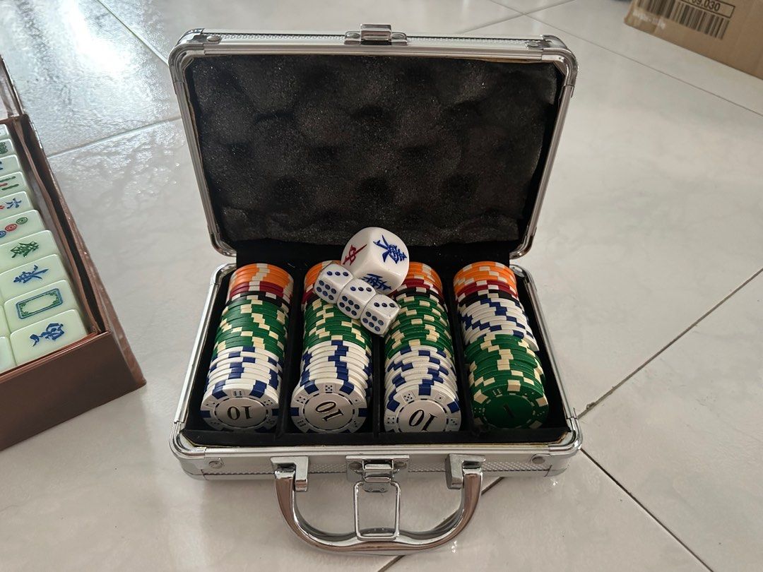 Mahjong Set (Jade) 148pcs comes with Chips, Hobbies & Toys, Toys ...