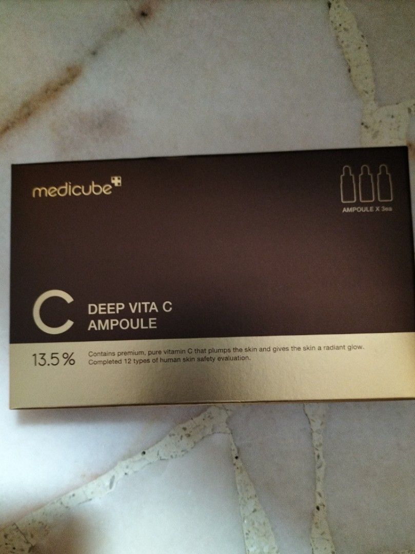 Medicube Deep Vita C Ampule, Beauty & Personal Care, Face, Face Care on Carousell