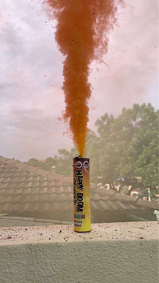 Multi Colour Smoke Stick for Wedding, Graduation, Stadium, Farewell ...