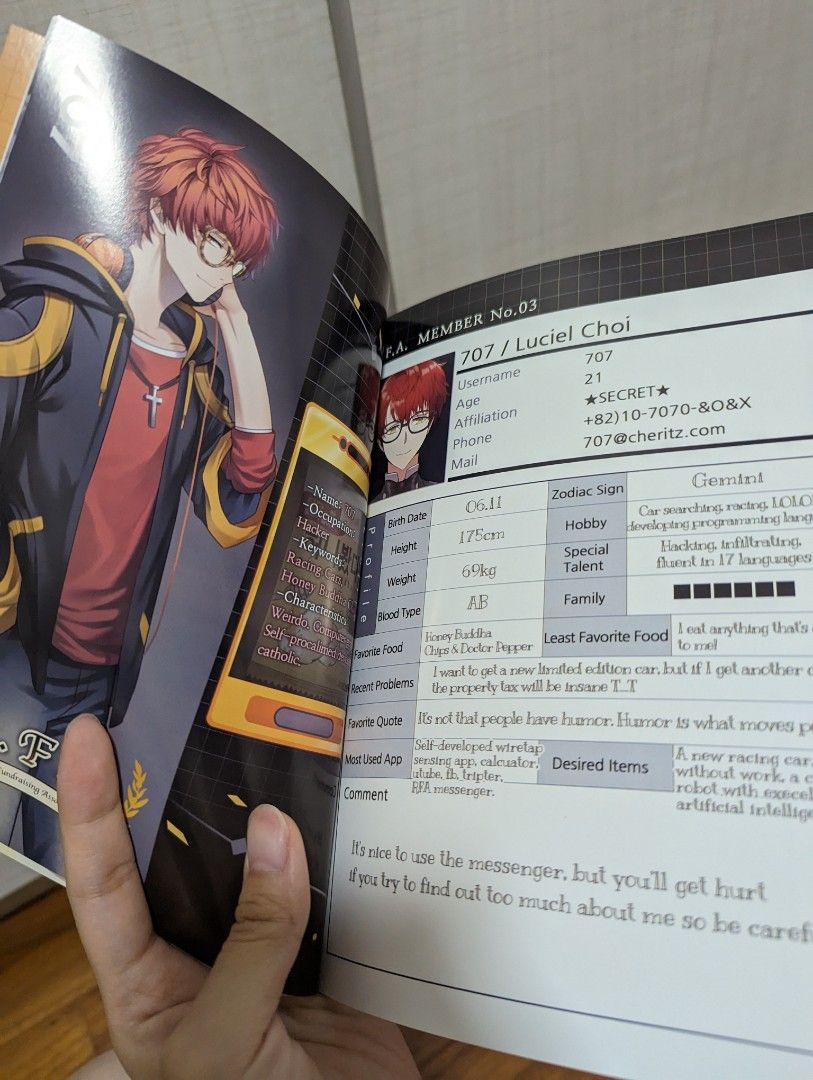 Mystic messenger VIP package items, Hobbies & Toys, Memorabilia ...