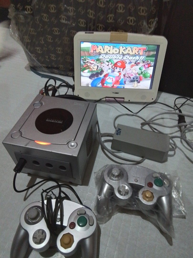 Nintendo GameCube Game cube m0dded with picoboot, Video Gaming, Video ...