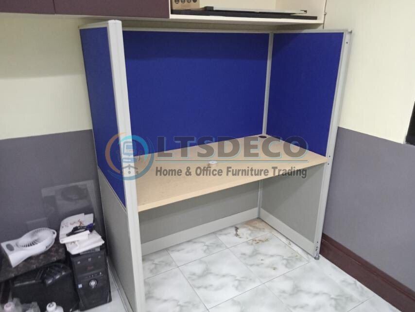 OFFICE PARTITION FULL FABRIC CUBICLE WORKSTATION on Carousell