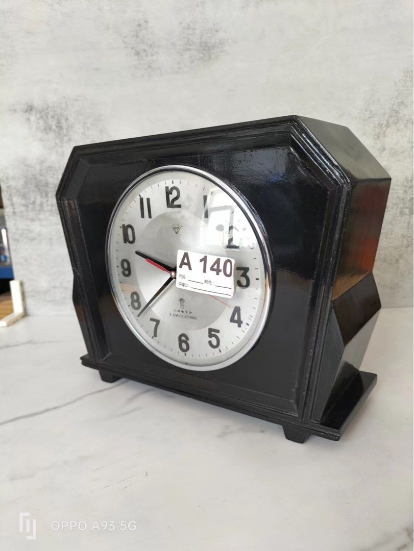 Original Battery Operated Table Clock Diamond Clock, Furniture & Home ...