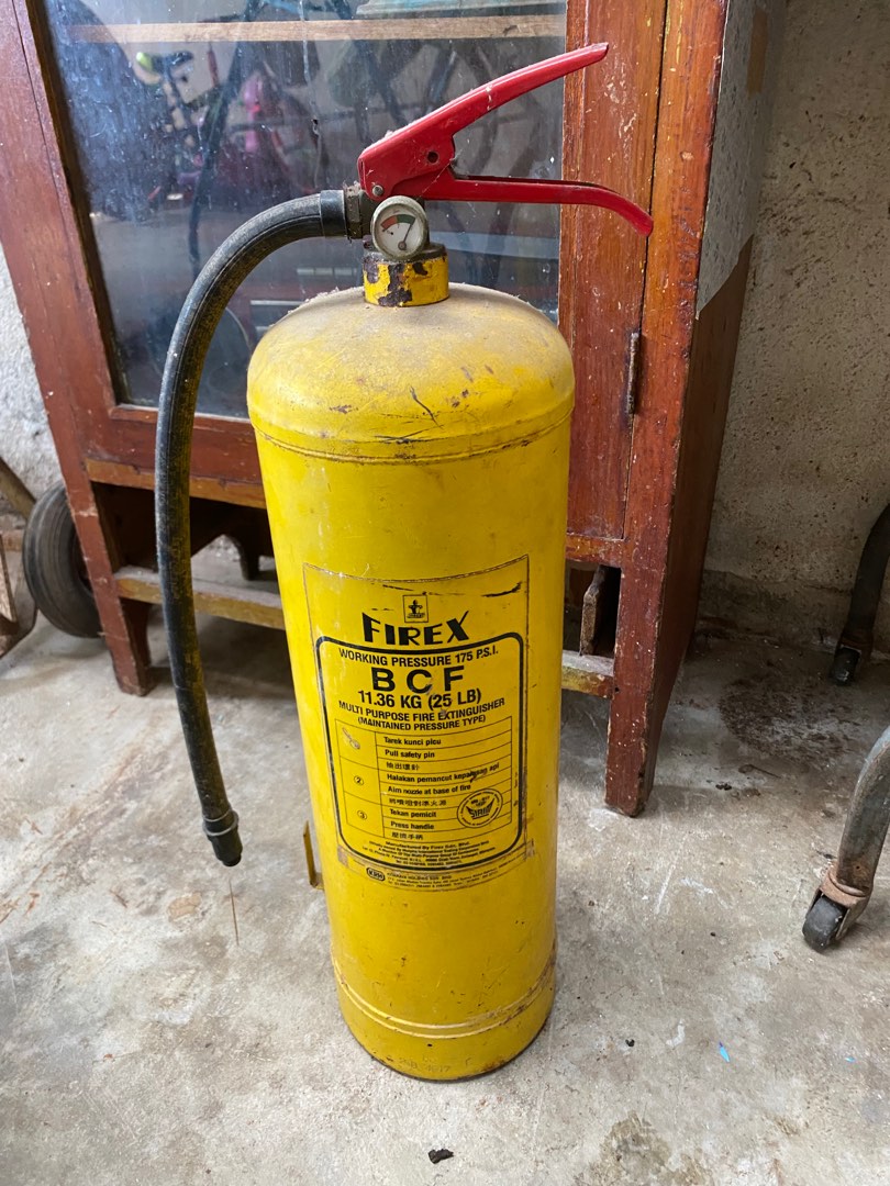 Pemadan Api Antik (Cop SIRIM lama), Hobbies & Toys, Collectibles ...