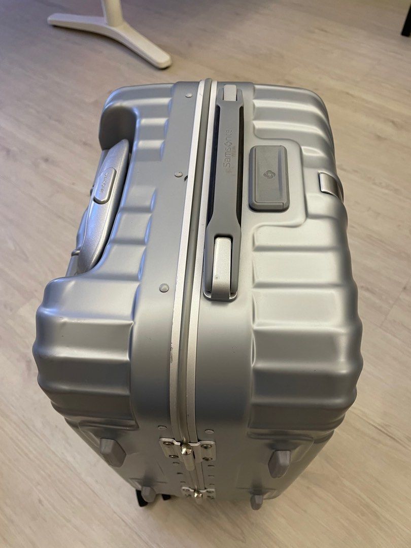 Samsonite Tru-Frame 20”Spinner, Luxury, Bags & Wallets on Carousell