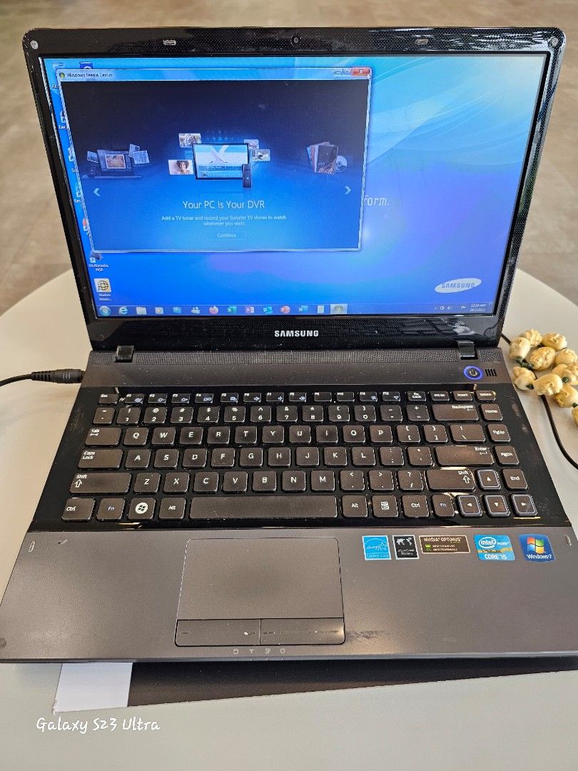 Samsung notebook NP300E, Computers & Tech, Laptops & Notebooks on Carousell