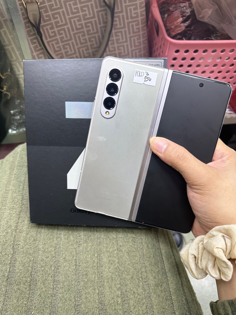 Samsung Z-Fold 3 256GB OPENLINE NTC SILVER, Mobile Phones & Gadgets ...