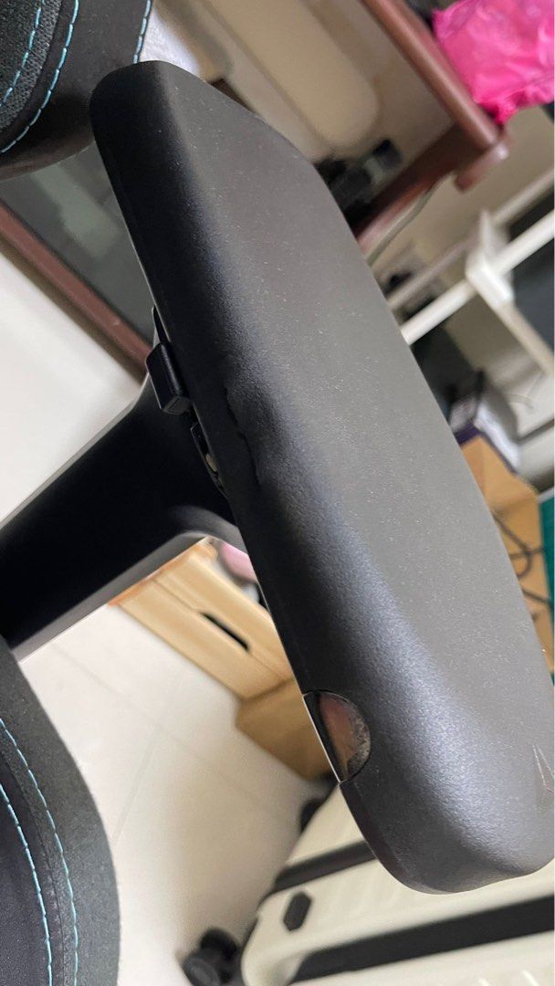 Secret lab gaming chair, Furniture & Home Living, Furniture, Chairs on ...