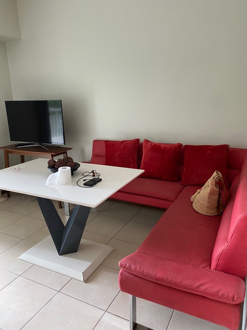 Serendra in Low Rise Encino Unit with Balcony facing Garden on Carousell