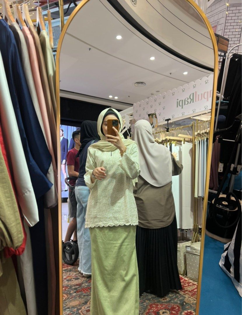 Simpul Rapi Kurung, Women's Fashion, Muslimah Fashion, Baju Kurung ...