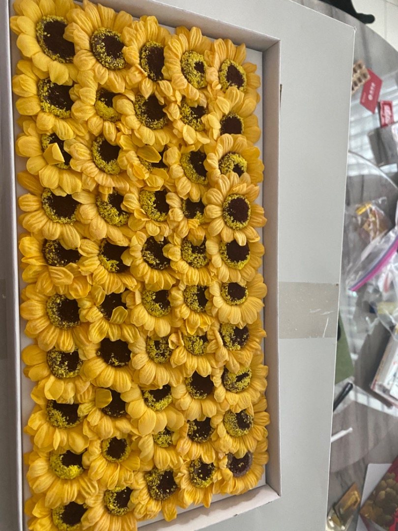 Soap Flower (ping pong, white rose, sunflower), Beauty & Personal Care ...