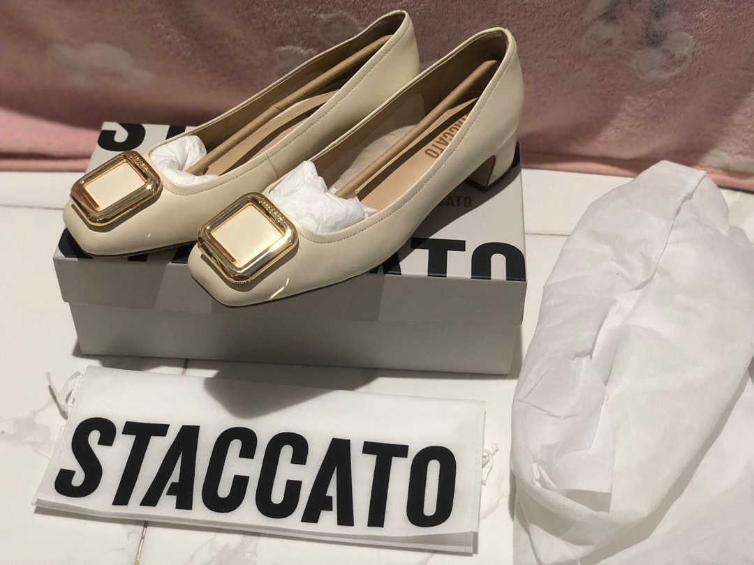 STACCATO, Women's Fashion, Footwear, Flats & Sandals on Carousell
